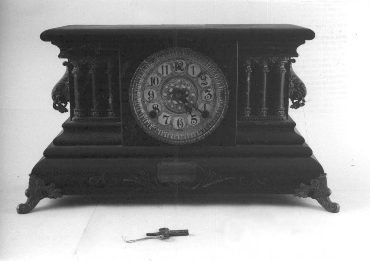 Clock Mantle Gilbert Presented to Miss Julia Rist - Waikato Museum