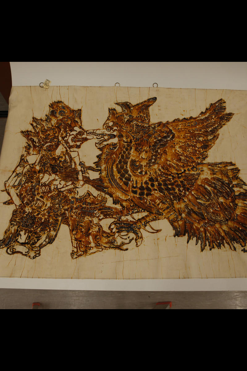 Rahwana attacking Garuda - Te Whare Taonga o Waikato Museum & Gallery