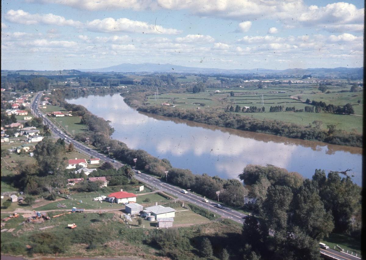 Medium format slide, '57 Taupiri Mt View Upstream' - Waikato Museum